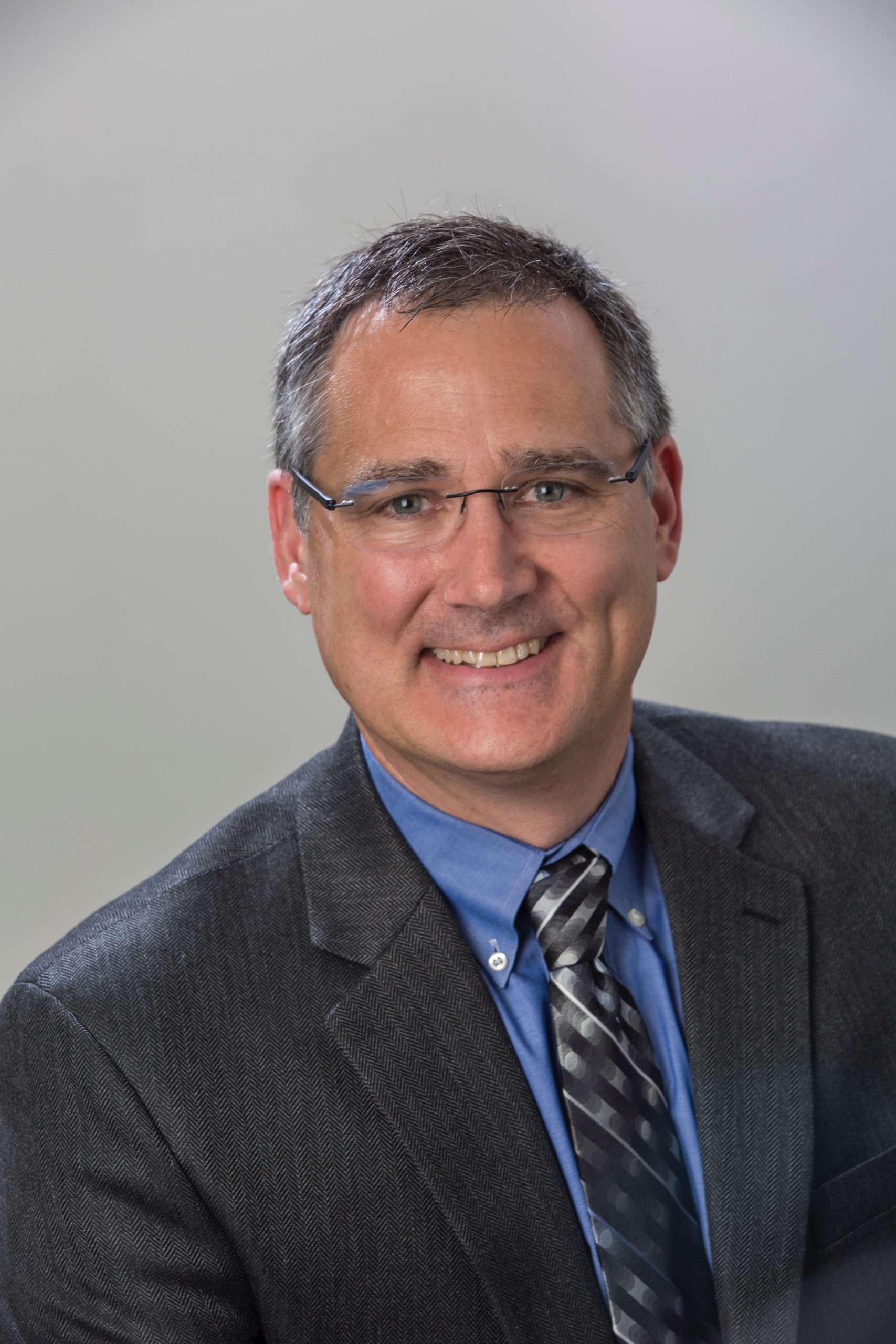 Consultants - AAEM-PG